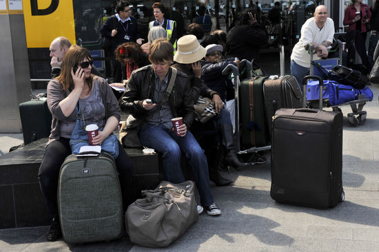 Passengers Waiting Information Outside Terminal 3 Editorial Stock Photo ...