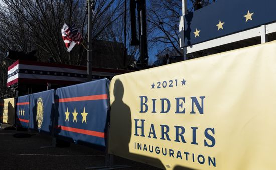 Secret Service Agents Shadow Seen On Editorial Stock Photo - Stock ...