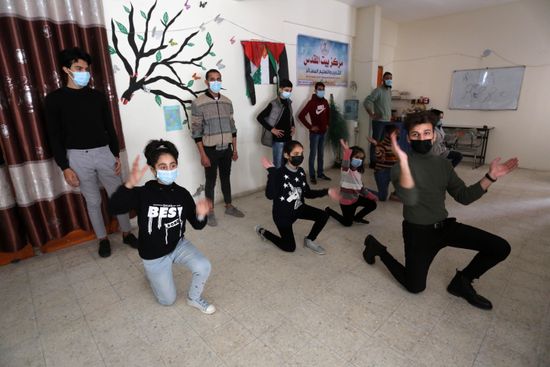 Palestinian Youth Perform Traditional Dance Dabke Editorial Stock Photo ...