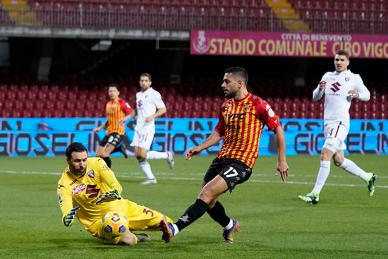 Torino Fcs Goalkeeper Salvatore Sirigu Benevento Editorial Stock Photo ...
