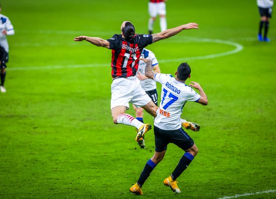 Zlatan Ibrahimovic Ac Milan Fights Ball Editorial Stock Photo - Stock ...