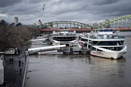 Riverside Path Gangways Jetty Sightseeing Boats Editorial Stock Photo ...