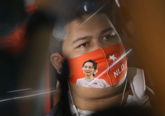 Myanmar Demonstrator Wearing Protective Face Mask Editorial Stock Photo ...