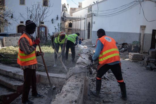 Construction Workers Do Repair Work Old Editorial Stock Photo - Stock ...