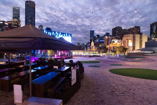 Restaurant On Federation Square Named Mamas Editorial Stock Photo ...