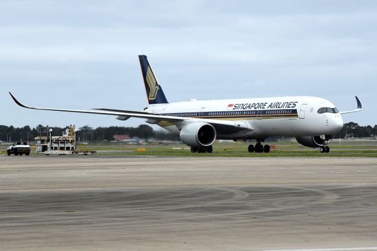 Singapore Airlines Flight Sq231 Carrying Over Editorial Stock Photo ...