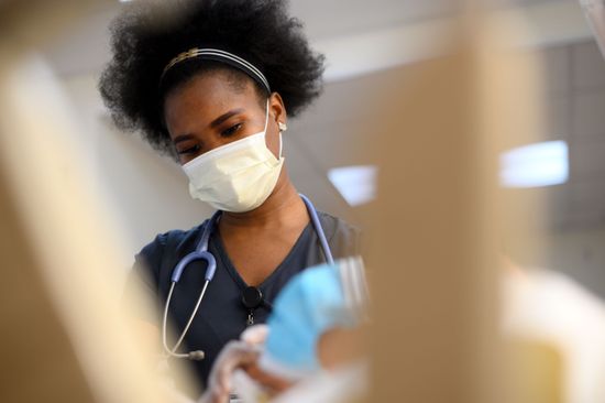 Student Nurse Nazarine Beweh Attends Patient Editorial Stock Photo ...