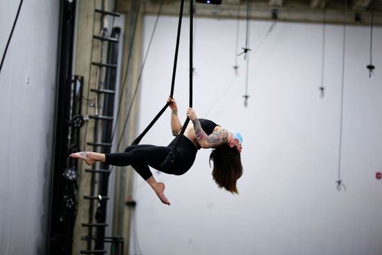 Ariel Dancer Lindsay Maxfield Rehearses Surgical Editorial Stock Photo ...