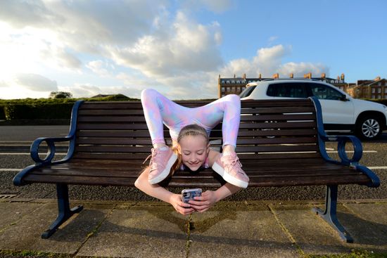 Pictured Alisha Showing Off Her Contortion Foto De Stock De Contenido