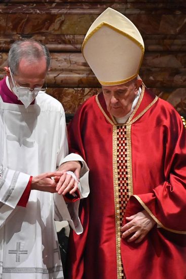 Master Pontifical Liturgical Ceremonies Italian Priest Editorial Stock ...