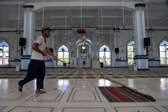 Worker Cleans Mosque Following Release New Editorial Stock Photo ...