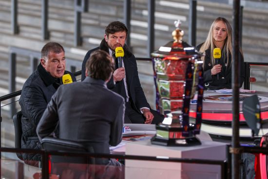 Bbc Sport Broadcast Presenter Mark Chapman Editorial Stock Photo ...