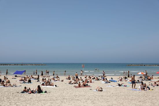 People Without Face Masks Enjoy Weather Editorial Stock Photo - Stock ...