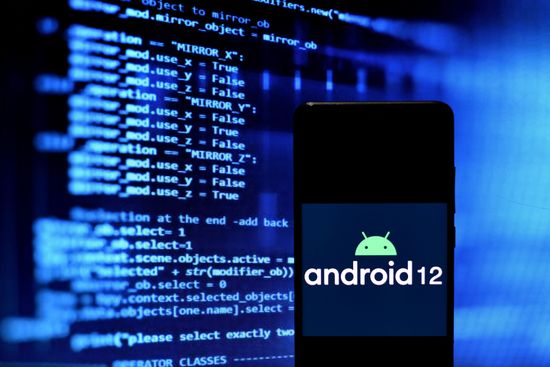 This Photo Illustration Android 12 Logo Editorial Stock Photo - Stock ...