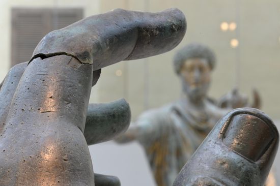 Hand Famed Colossal Ancient Roman Statue Editorial Stock Photo - Stock ...