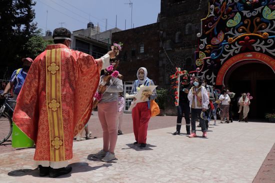 Priest Outside Church Immaculate Conception Located Editorial Stock ...