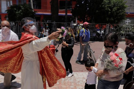 Priest Outside Church Immaculate Conception Located Editorial Stock ...