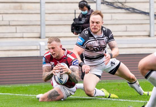 Wigans Dominic Manfredi Scores Try Hull Editorial Stock Photo - Stock ...