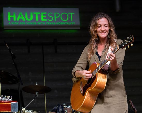 Kelley Mickwee Performs Concert Haute Spot Editorial Stock Photo ...