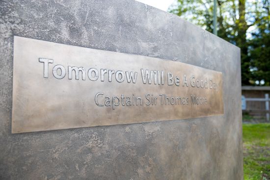Captain Sir Thomas Moore Memorial Editorial Stock Photo - Stock Image ...