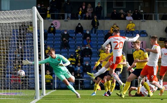 Oliver Turton Blackpool Scores Opening Goal Editorial Stock Photo ...
