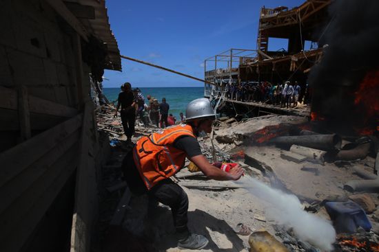 Palestinian Firefighter Rushes Extinguish Burning Shack Editorial Stock ...