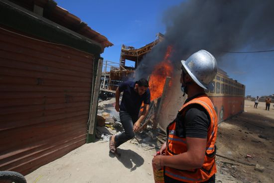 Palestinian Firefighter Rushes Extinguish Burning Shack Editorial Stock ...