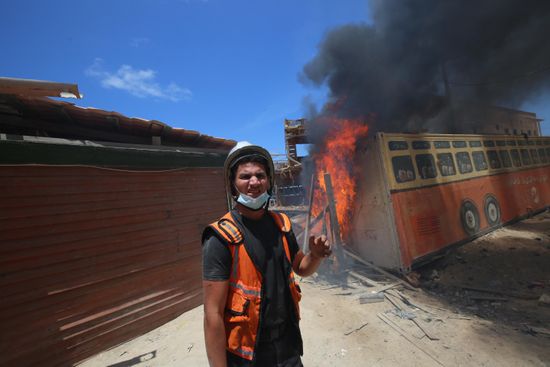 Palestinian Firefighter Rushes Extinguish Burning Shack Editorial Stock ...