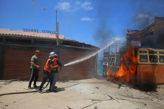 Palestinian Firefighter Rushes Extinguish Burning Shack Editorial Stock ...