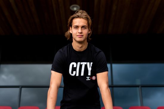 Ryley Towler Bristol City Signs New Editorial Stock Photo - Stock Image ...