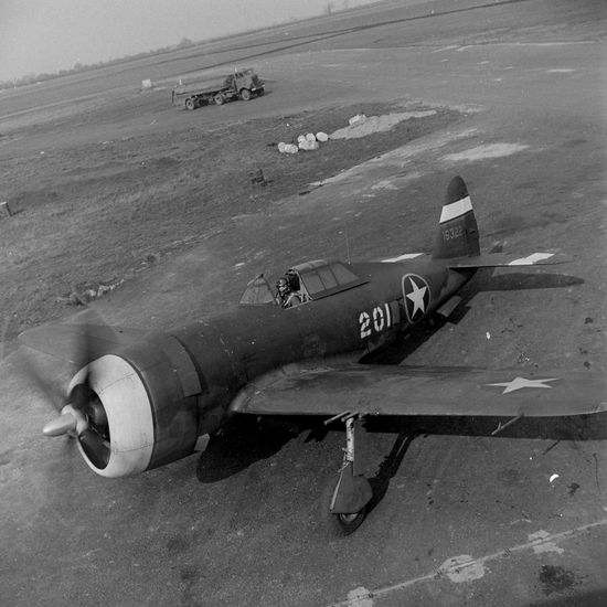 Republic P47 Thunderbolt Plane Preparing Take Editorial Stock Photo ...
