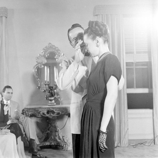 Dick Kollmar Performing Hypnosis Act Woman Editorial Stock Photo ...