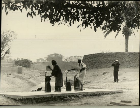 Residents Fetching Water Kano Kano 1920 Editorial Stock Photo - Stock ...
