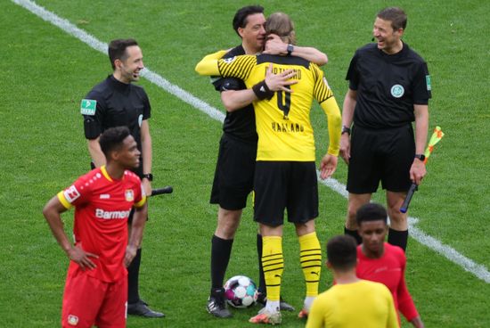 Dortmunds Erling Haaland Hugs Referee Manuel Editorial Stock Photo ...