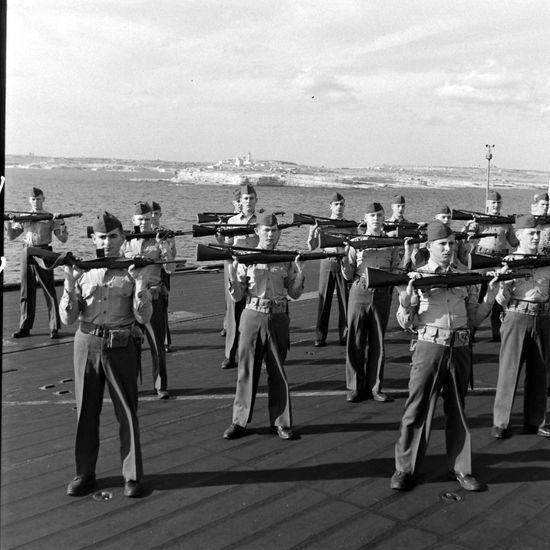 United States Sixth Fleet Holding Rifles Editorial Stock Photo - Stock ...