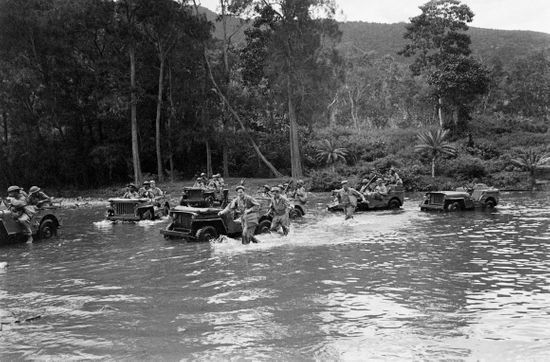 Soldiers Crossing River Military Vehicles New Editorial Stock Photo ...