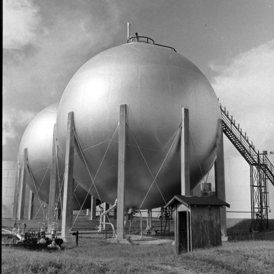 Spherical Storage Tanks Texas Oil Industry Editorial Stock Photo ...