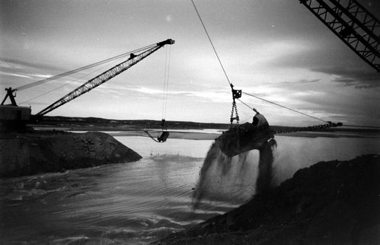 Construction Oahe Dam South Dakota United Editorial Stock Photo - Stock ...