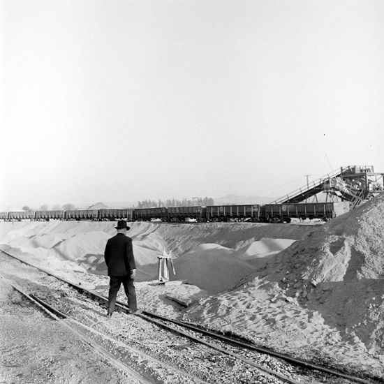 Henry Kaiser Walking Kaiser Permanente Cement Editorial Stock Photo ...
