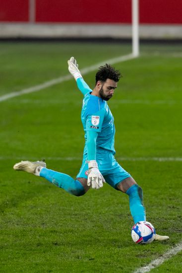 David Raya Brentford Kicks Ball During Editorial Stock Photo - Stock ...