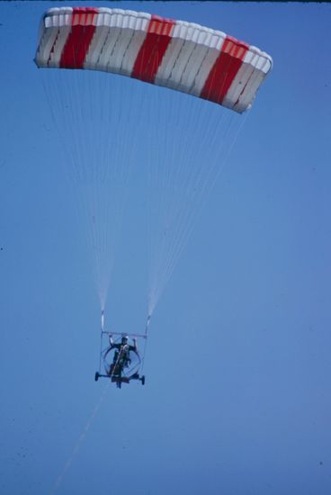 Sgt Billy Lockward Skydiving Descending Ground Editorial Stock Photo ...