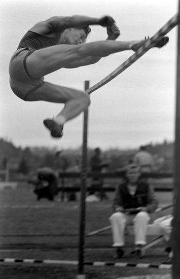 Les Steers Playing High Jump Eugene Editorial Stock Photo - Stock Image ...