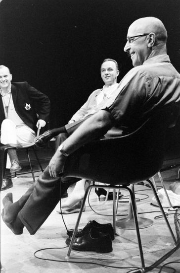 Psychiatrist Doctor Carl Rogers Leading Group Editorial Stock Photo ...