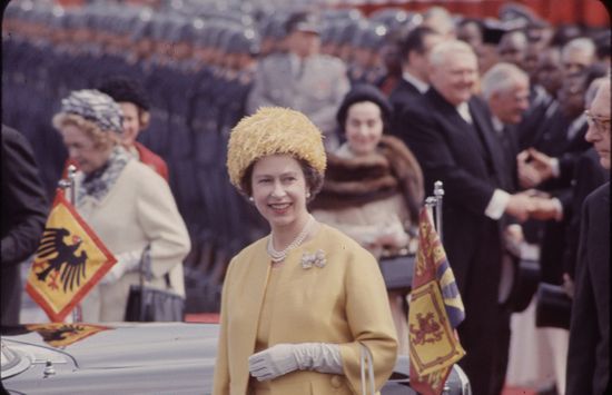 Queen Elizabeth Ii Smiling During Her Editorial Stock Photo - Stock ...