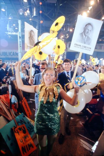 Woman Sunflower Costume Republican National Convention Editorial Stock ...
