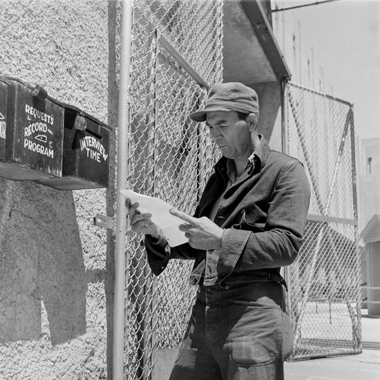 Inmate Reading Letter San Quentin State Editorial Stock Photo - Stock ...