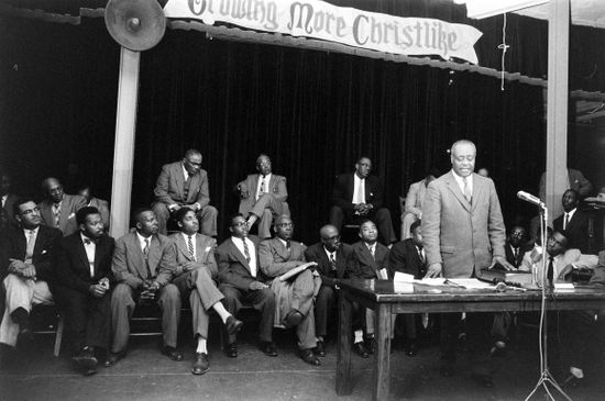 Reverend William Holmes Borders Standing During Editorial Stock Photo ...