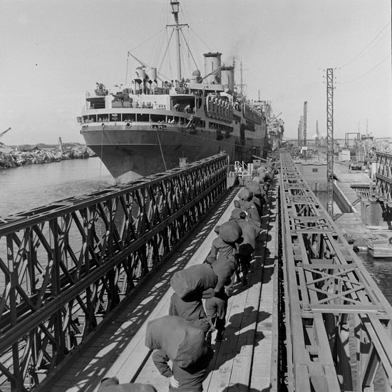 First Army Soldiers Arriving Port After Editorial Stock Photo - Stock ...