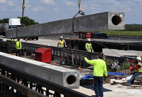 Workers Receive Piles Bridge Over St Editorial Stock Photo - Stock ...