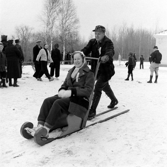 Man Pushing Womans Sled During Finnish Editorial Stock Photo - Stock ...